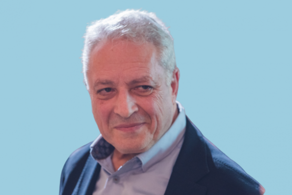 Bio – Howard